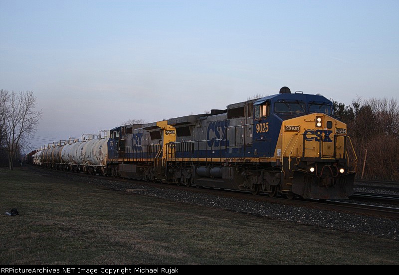 CSX 9025